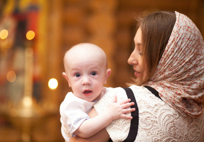 Cum să alegem nașul de botez pentru copil? - Altarul Credinței