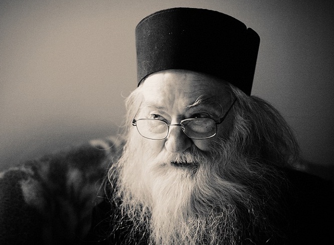 12 vorbe de suflet ale Pr. Iustin Pârvu - Altarul Credinței